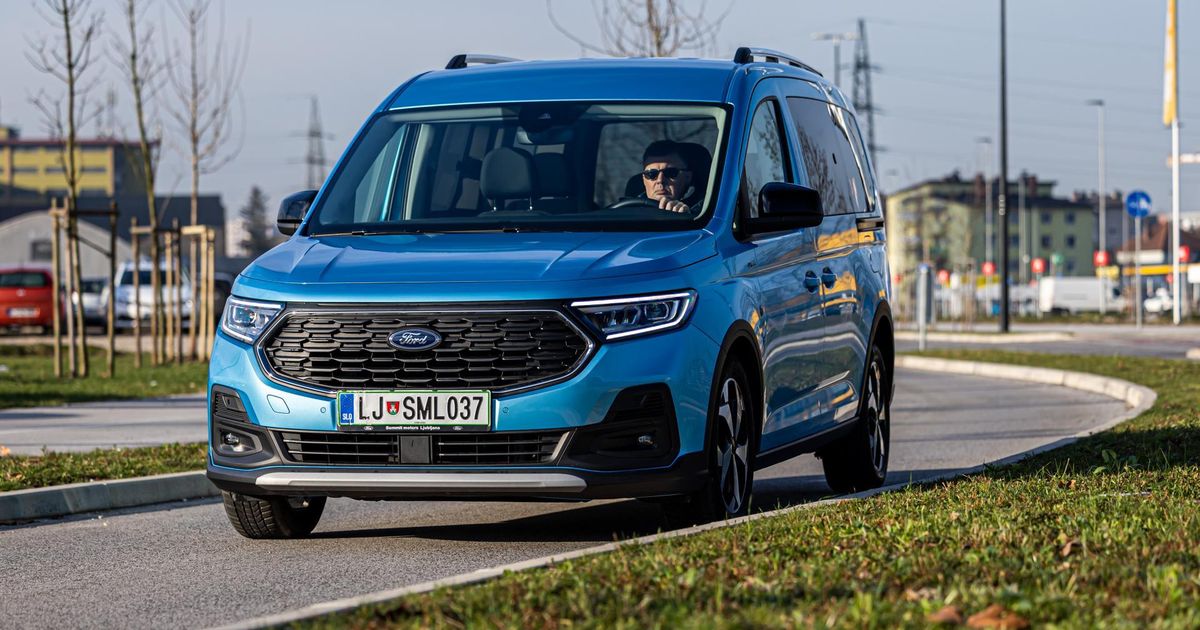 Ford Turneo Connect | Avto-magazin.si