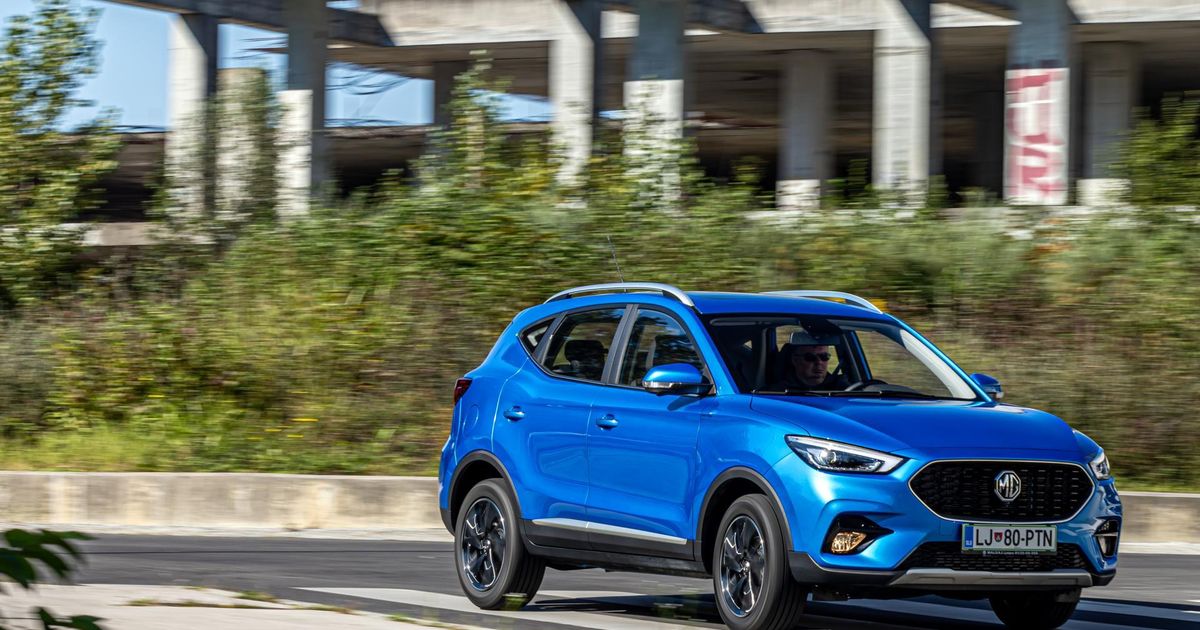Test: MG ZS Luxury - Spretno izogibanje usodnim napakam - Avto-magazin.si
