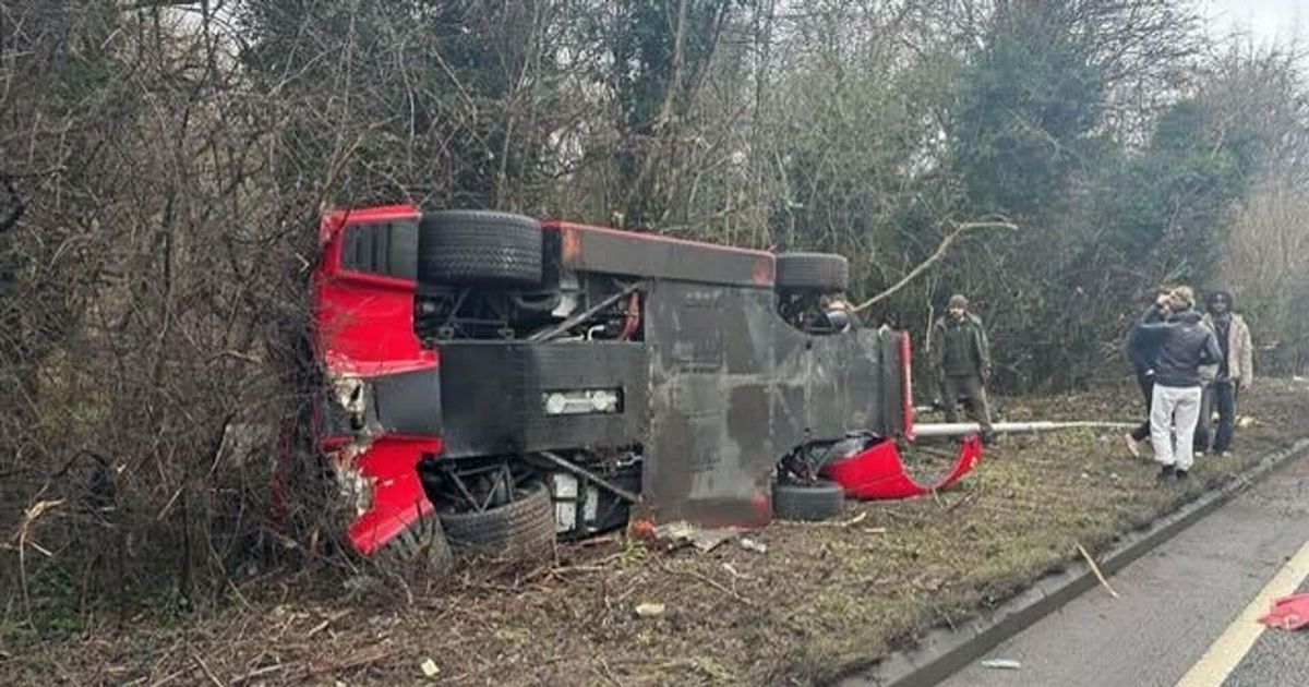 Črn teden za legendo - kar dva sta končala ob cesti v razmaku le nekaj dni - Novice - Avto ...