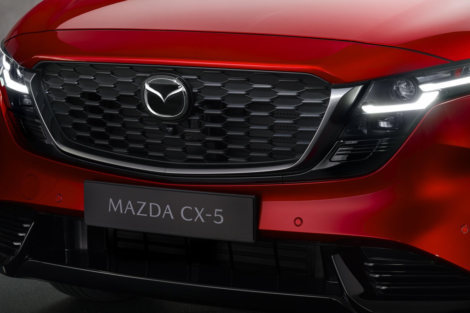 Nova Mazda CX-5 - Večja, prostornejša in sodobnejša - Avto-magazin.si