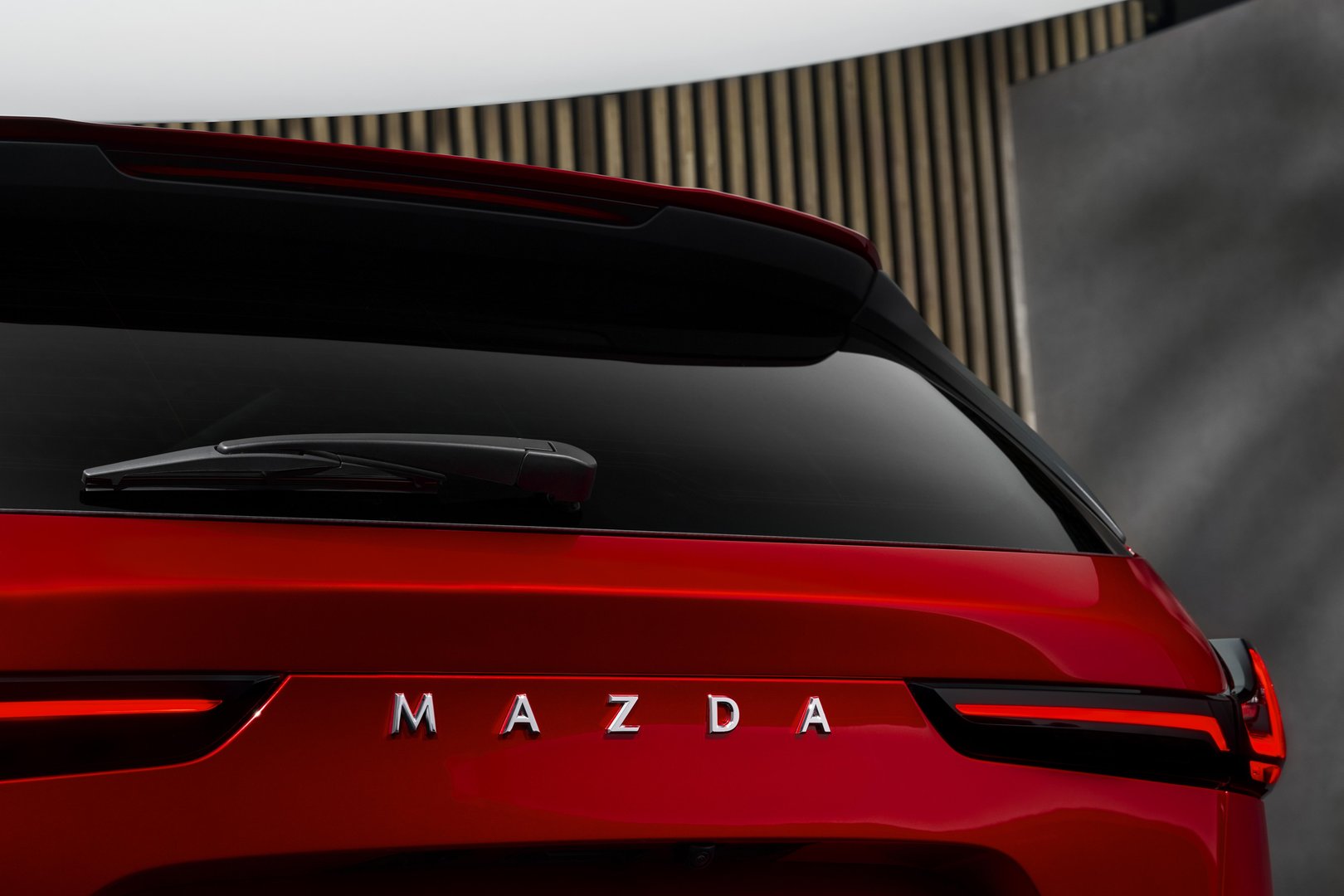 Nova Mazda CX-5 - Večja, prostornejša in sodobnejša - Avto-magazin.si