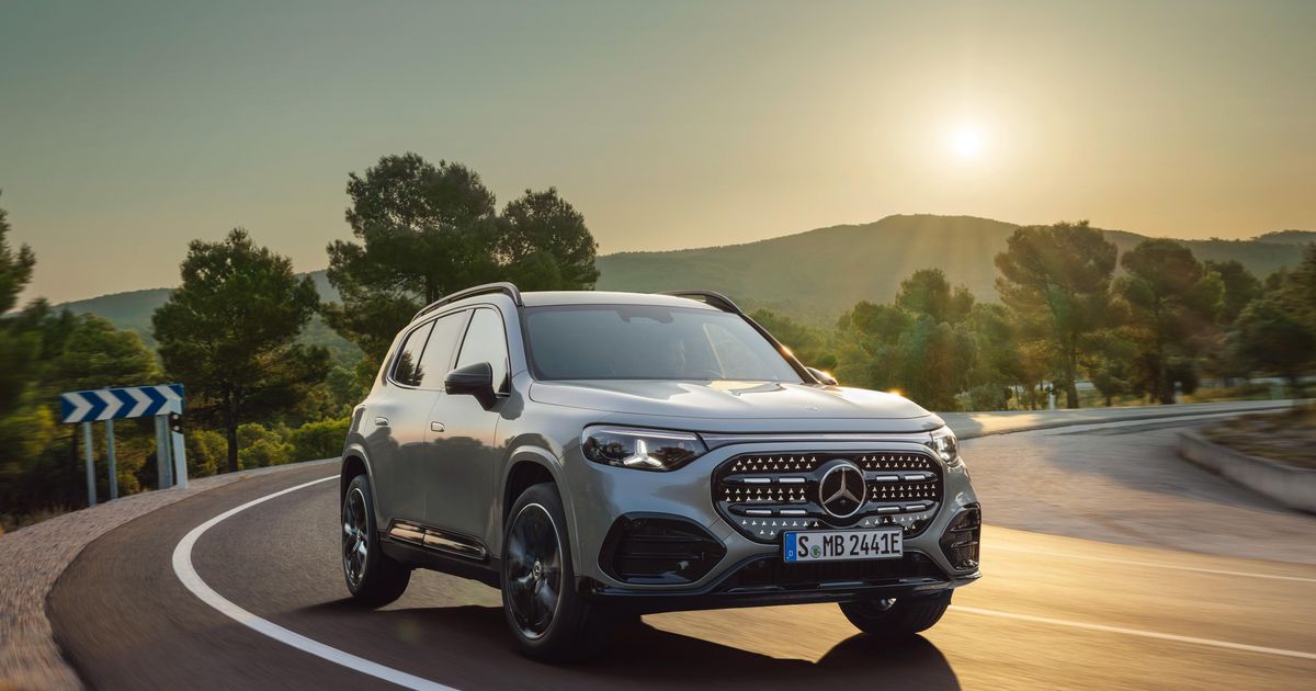 Novo: Mercedes-Benz GLB - Za začetek zgolj na elektriko, a brez ...